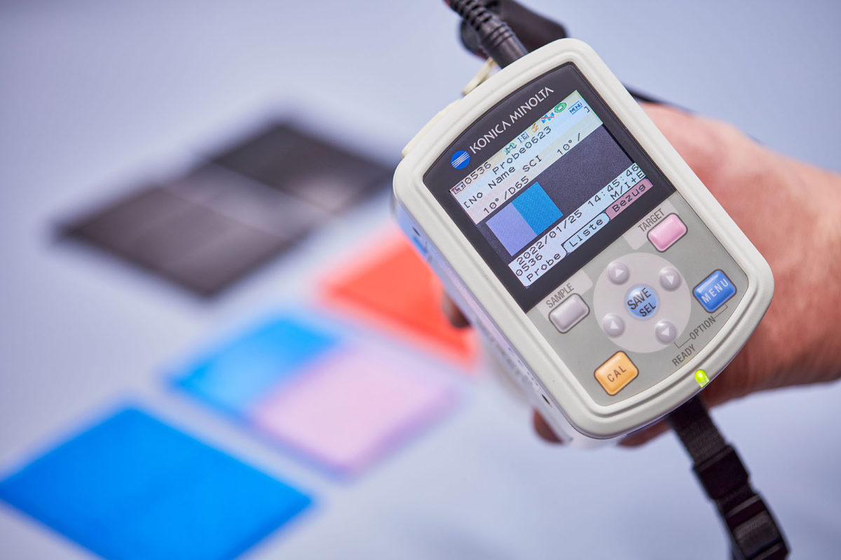 Sun simulation test - RST LABS - Rail System Testing GmbH